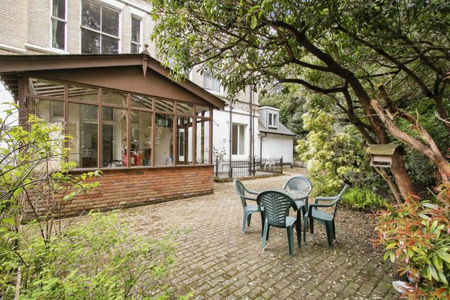Fernhill, St. Stephens Road, Bournemouth, Dorset BH2, 2 bedroom flat ...