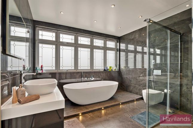 Broad Walk, Winchmore Hill N21, 7 bedroom detached house for sale ...