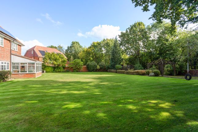 Maidenhead Road, Windsor SL4, 5 bedroom detached house for sale ...