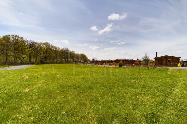 Beechwoods, Button Bridge, Kinlet DY12, 2 bedroom lodge for sale ...