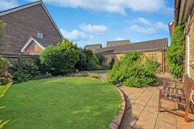 Hazel Close, Thorrington, Colchester CO7, 4 bedroom detached house for ...