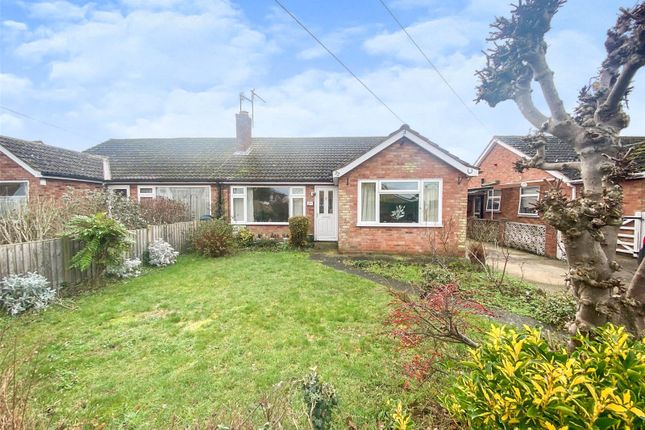 Blenheim Grove, Offord D'arcy, St. Neots, Cambridgeshire PE19, 3 ...