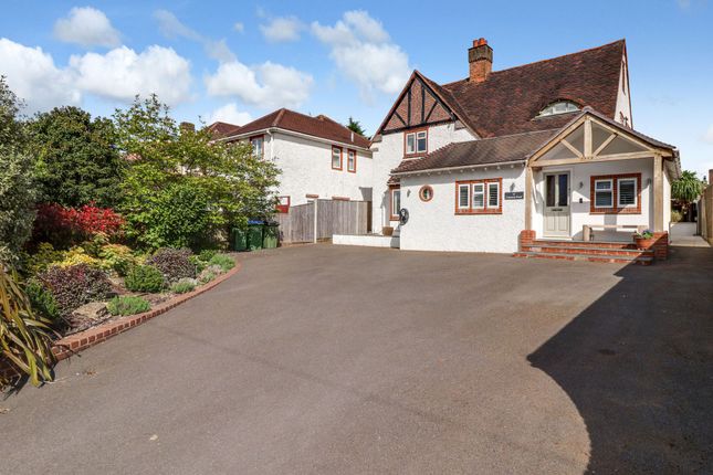 Homes for Sale in Claygate, Surrey - Buy Property in Claygate, Surrey ...