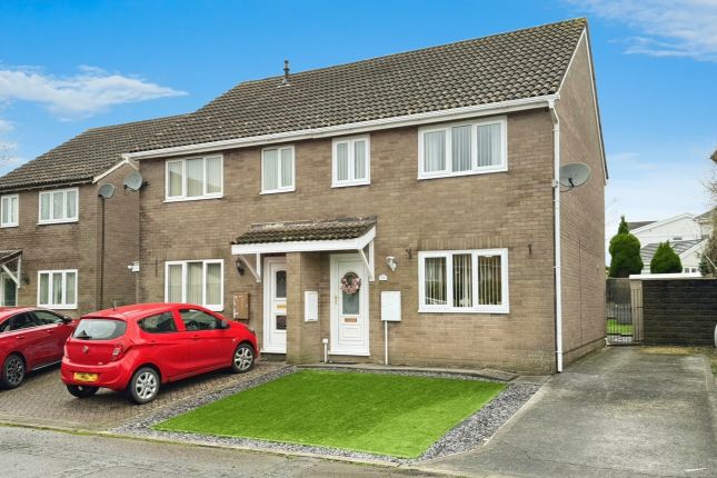 Heol Gwenallt, Gorseinon, Swansea, West Glamorgan SA4, 3 bedroom semi ...