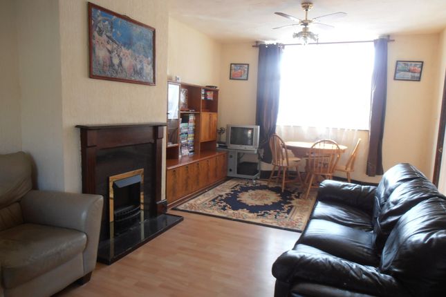 Bedfont Road, Feltham TW13, 3 bedroom semi-detached house for sale ...
