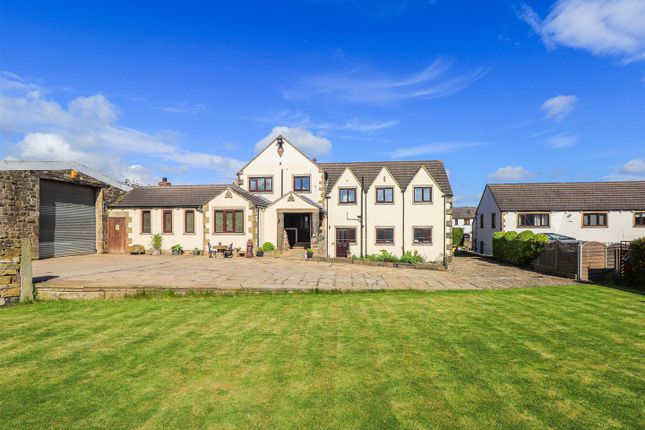 Strands Court, Netherton, Wakefield WF4, 5 bedroom detached house for ...