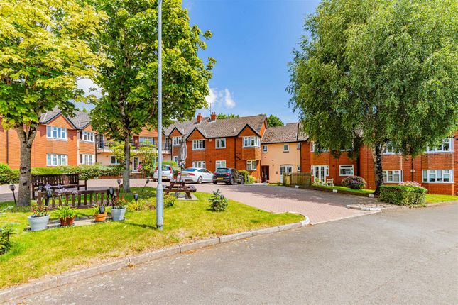 Waterloo Road, Penylan, Cardiff CF23, 2 bedroom flat for sale ...