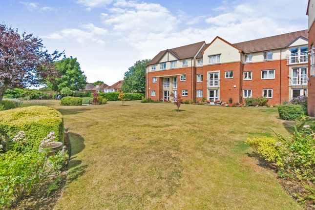 Stratford Road, Hall Green, Birmingham B28, 2 bedroom flat for sale ...