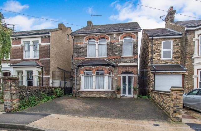 3 Bedroom Houses to Buy in Gravesend - Primelocation
