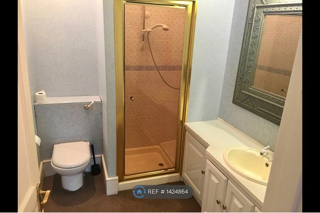 Alderbourne Manor, Gerrards Cross SL9, 2 bedroom flat to rent ...