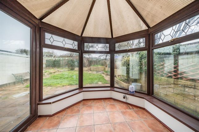 Pencaerfenni Park, Crofty, Swansea SA4, 3 bedroom detached bungalow for ...