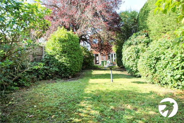 Montbelle Road, London SE9, 3 bedroom detached house for sale ...