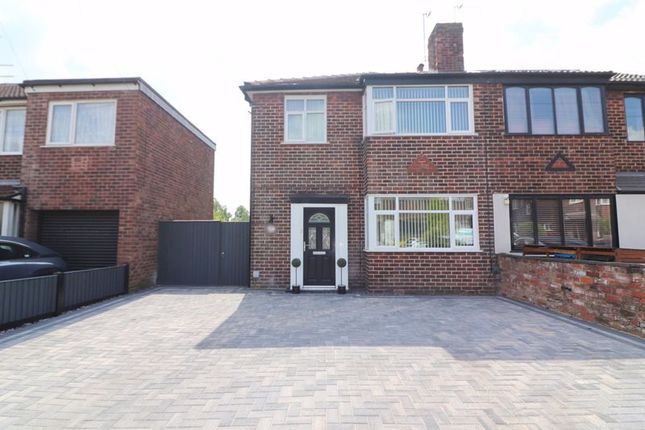 Homes for Sale in Roe Green, Worsley, Manchester M28 - Buy Property in ...