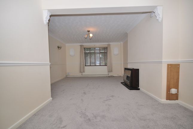 Butneys, Basildon SS14, 3 bedroom terraced house to rent - 61426680 ...