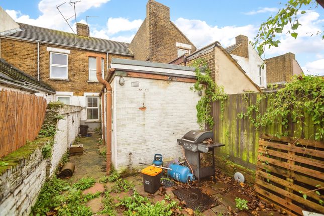 Berridge Road, Sheerness ME12, 2 bedroom terraced house for sale ...