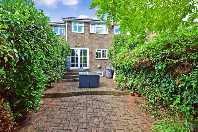 Conyer Quay, Conyer, Sittingbourne, Kent ME9, 3 bedroom terraced house ...