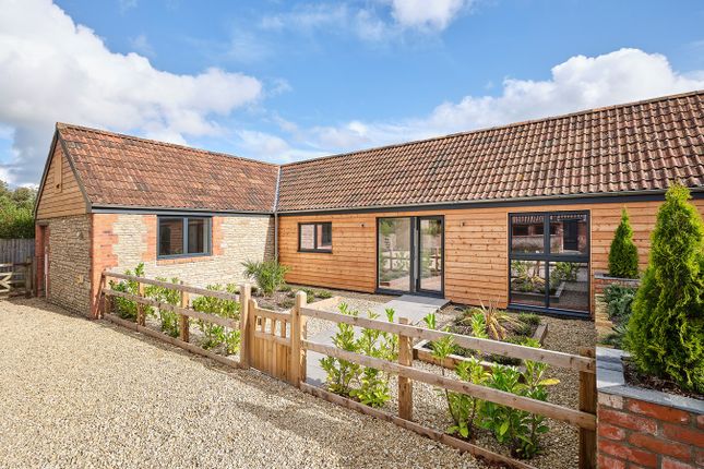Court Farm, West Woodlands, Frome BA11, 4 bedroom barn conversion for ...