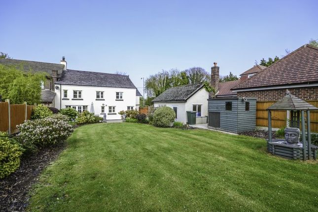 Briars Lane, Lathom, Ormskirk L40, 4 bedroom cottage for sale ...