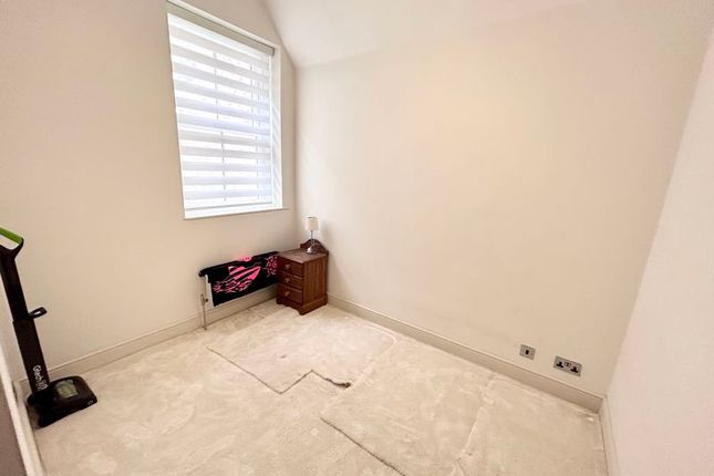 Spring Hill, Ventnor PO38, 3 bedroom detached house for sale - 68205565 ...