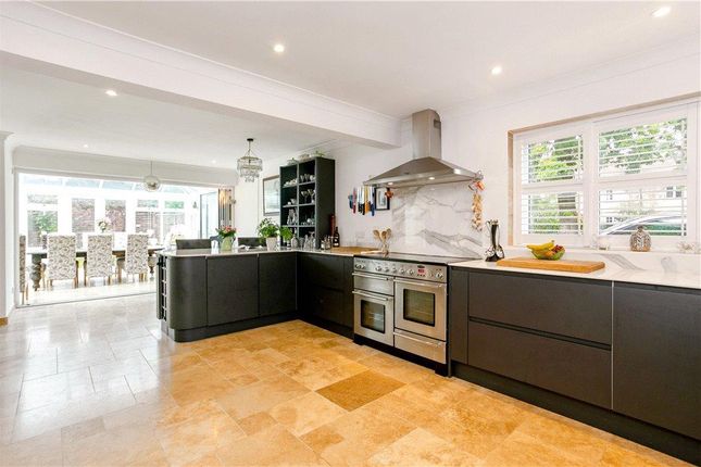 Wolverton Common, Tadley, Hampshire RG26, 4 bedroom bungalow for sale ...