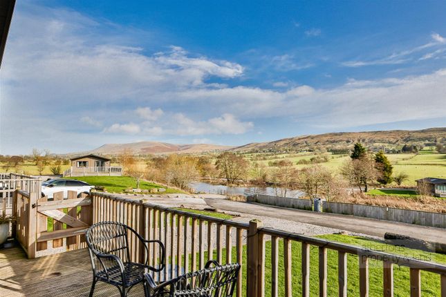 Clitheroe Road, Barrow, Clitheroe BB7, 2 bedroom mobile/park home for ...