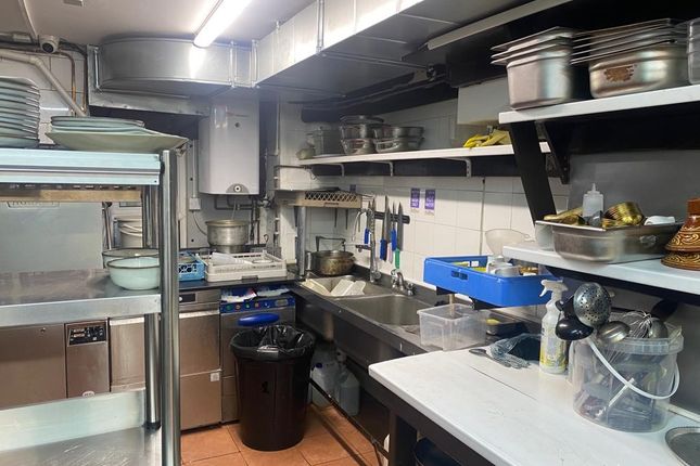 Bond Street, Ealing, London W5, restaurant/cafe to let - 64119486 ...