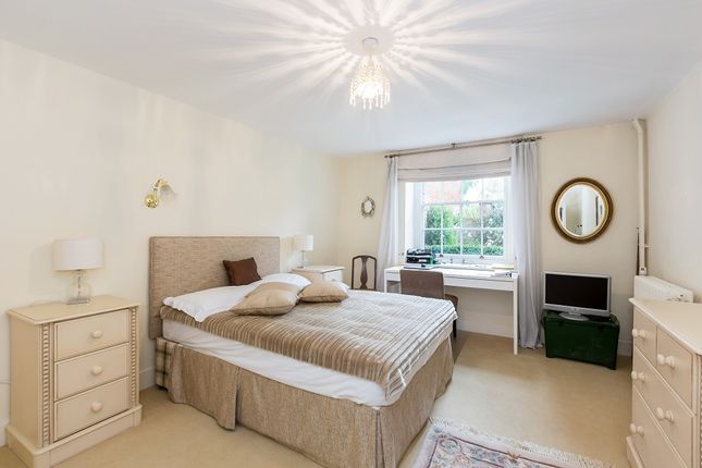 Swallowfield Park, Swallowfield, Reading RG7, 2 bedroom flat for sale ...