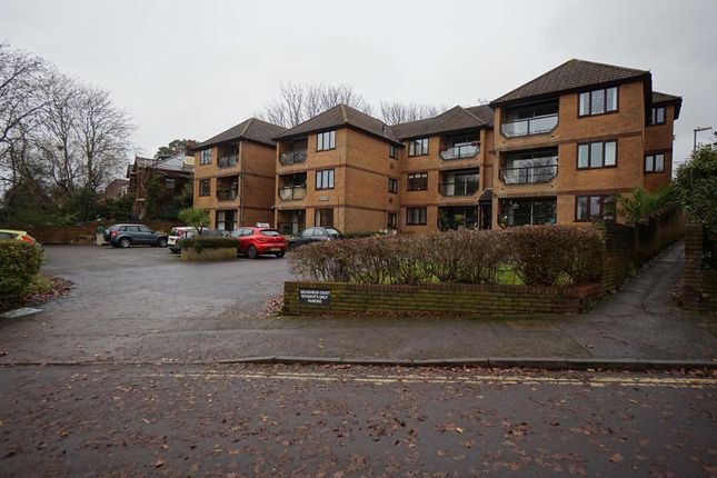 2 bed flat for sale in Sedgemead Court, Sedgemead, Netley Abbey SO31 ...
