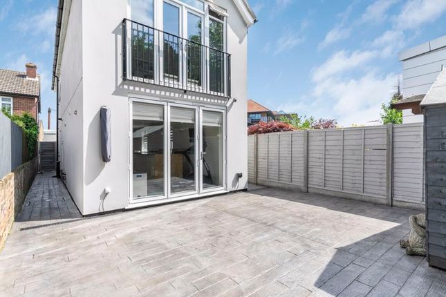 Erith Road, Barnehurst, Bexleyheath DA7, 3 bedroom detached house for ...