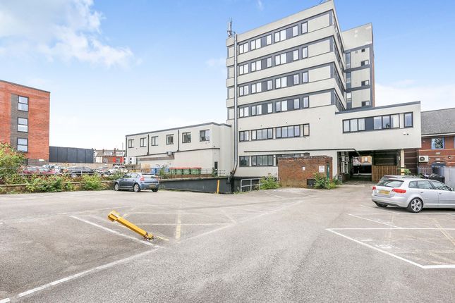 York Road, Leeds, West Yorkshire LS9, 2 bedroom flat for sale ...