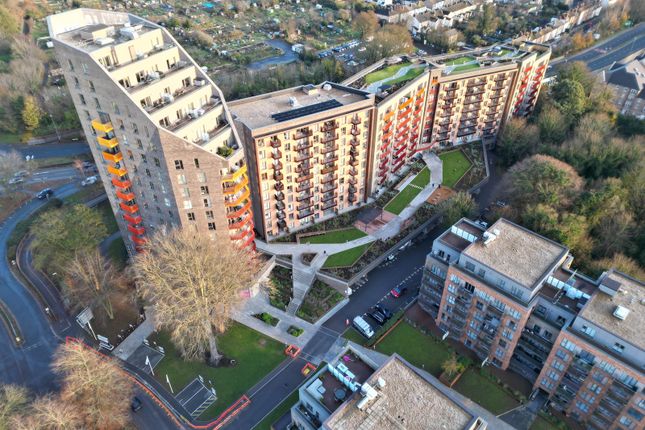 Springfield Park, Royal Engineers Road, Maidstone ME14, 2 bedroom flat ...