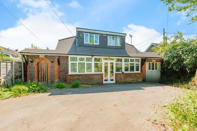 Redehall Road, Smallfield, Horley RH6, 4 bedroom detached house for ...