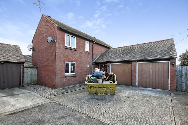 Roding Leigh, Chelmsford CM3, 4 bedroom detached house for sale ...