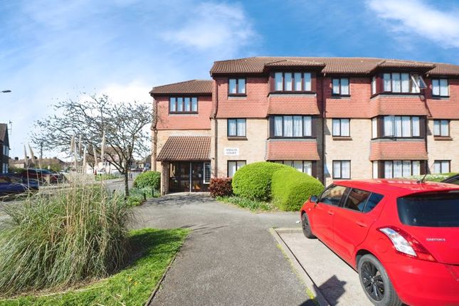 Anglia Court, Dagenham RM8, 1 bedroom property for sale - 69970474 ...