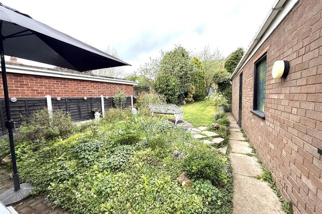 Armitage Road, Brereton, Rugeley WS15, 2 bedroom detached bungalow for ...