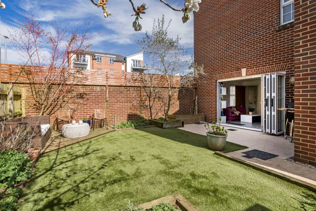 Gate Reach, Exeter EX2, 4 bedroom detached house for sale - 69854931 ...