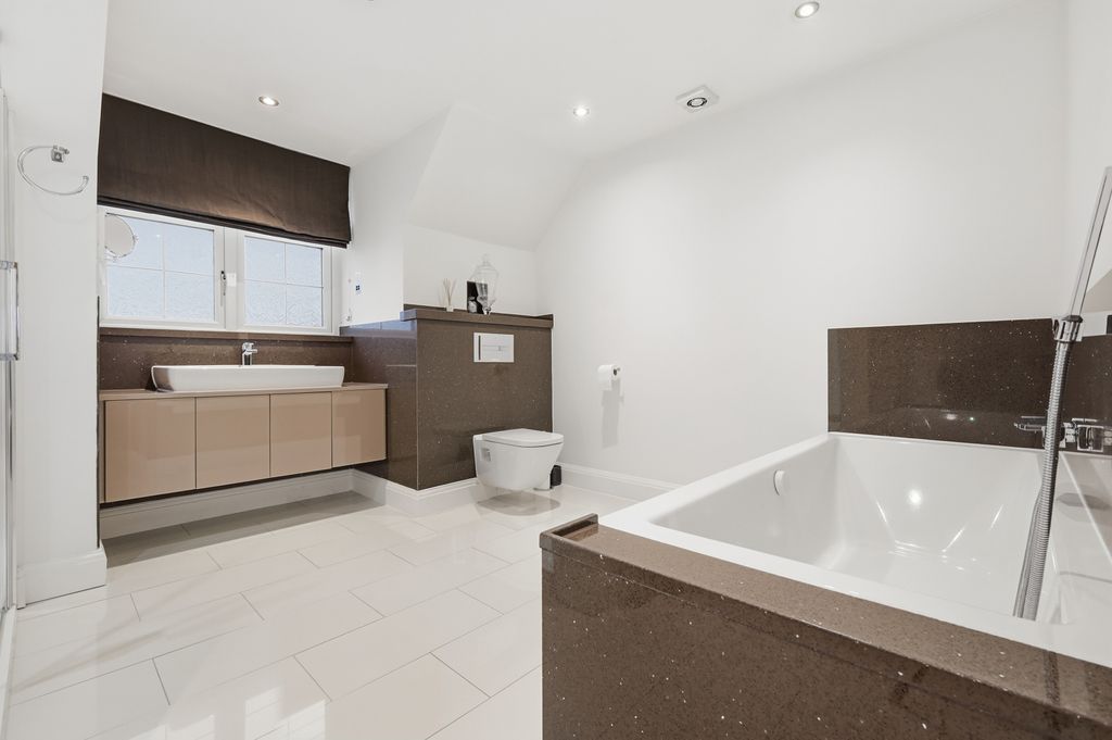 Priory Road, Tiptree CO5, 10 bed detached house for sale, £2,250,000 ...