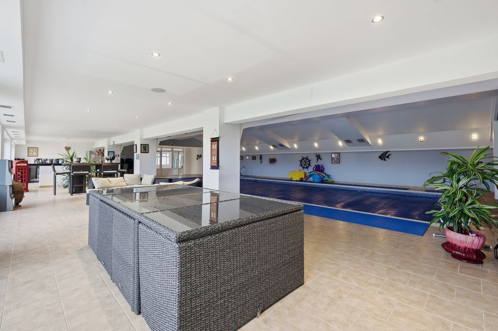 Priory Road, Tiptree CO5, 10 bed detached house for sale, £2,250,000 ...