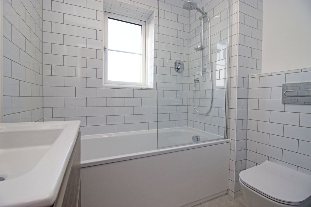 Beerlings Farm Road, Ramsgate, Kent CT12, 3 bed terraced house to rent ...