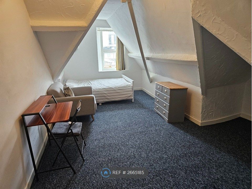 Market Street, Torquay TQ1, Room to rent, £500 pcm | PrimeLocation