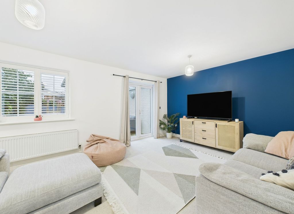 Chedington Avenue, Mapperley, Nottingham NG3, 4 bed detached house for ...