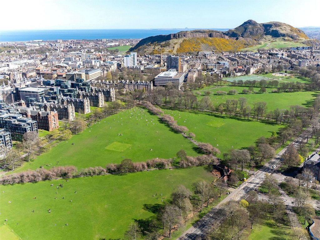Marchmont Street, Edinburgh EH9, 4 bed flat to rent, £2,400 pcm ...