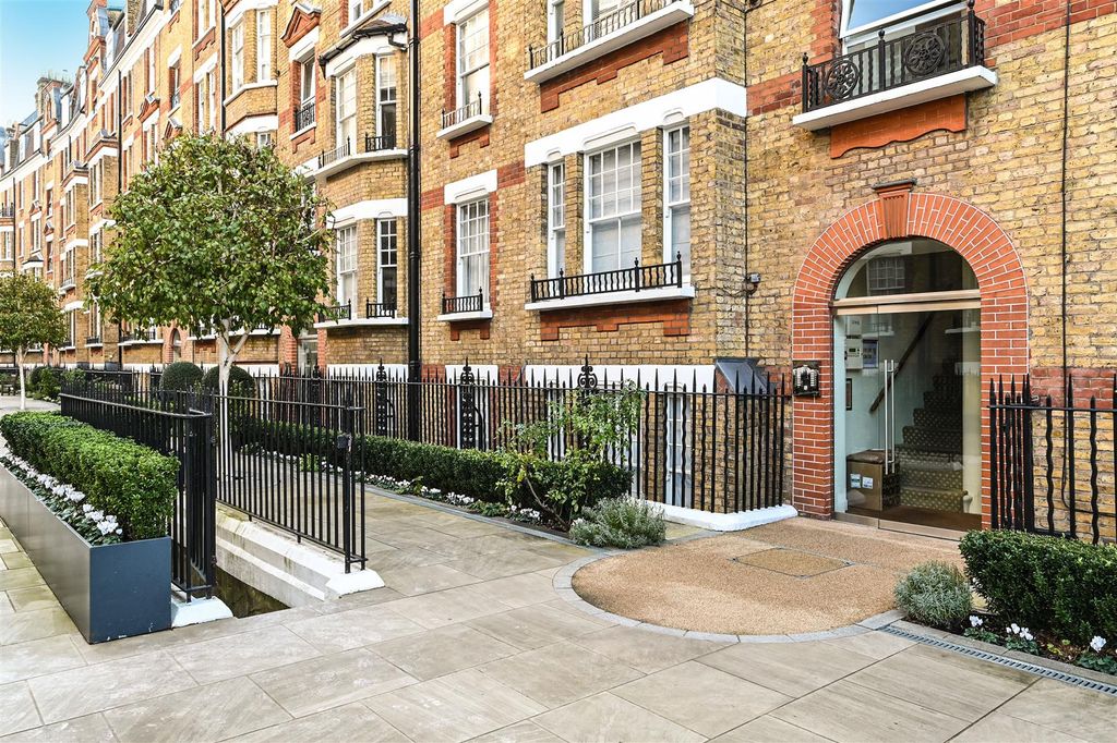 Walton Street, Chelsea SW3, 1 bed flat for sale, £660,000 | PrimeLocation
