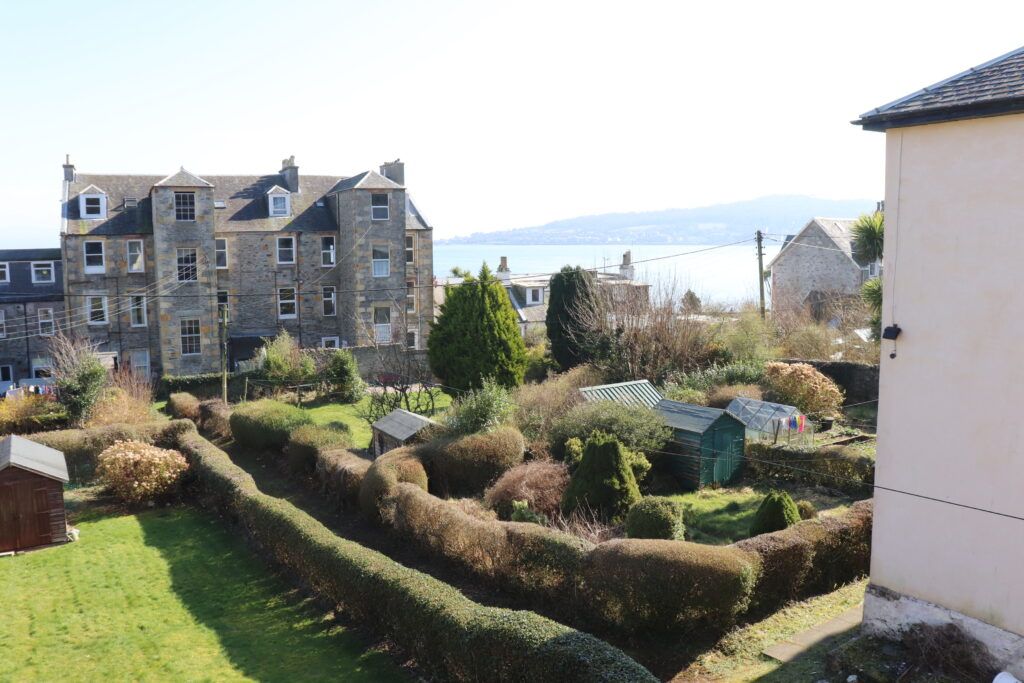 Cherrybank Cottage, 43 Ardbeg Rd, Rothesay PA20, 4 bed cottage for sale ...