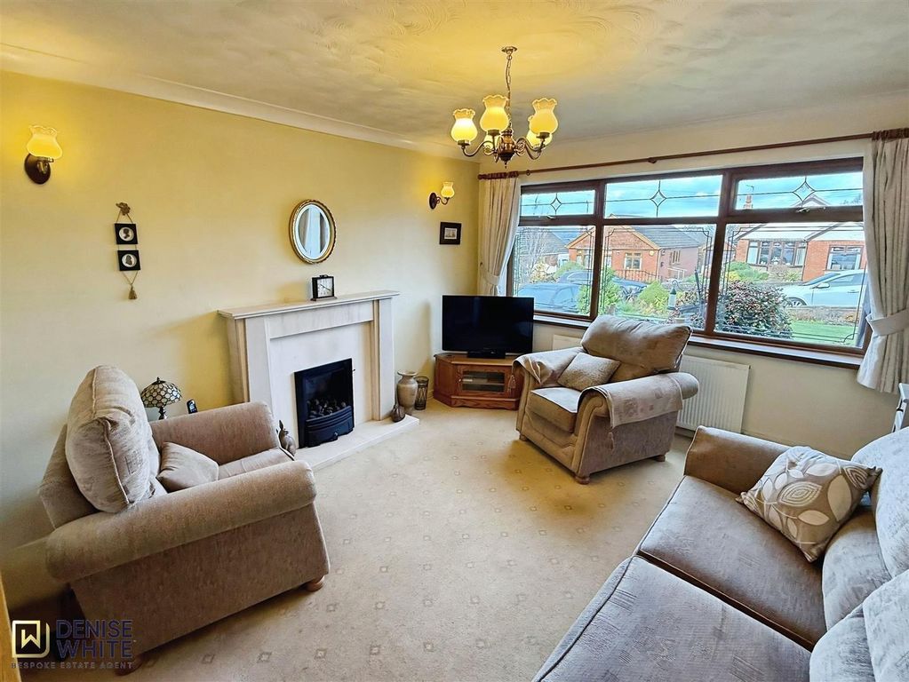 Lingfield Avenue, Brown Edge, Stoke-On-Trent ST6, 2 bed detached ...