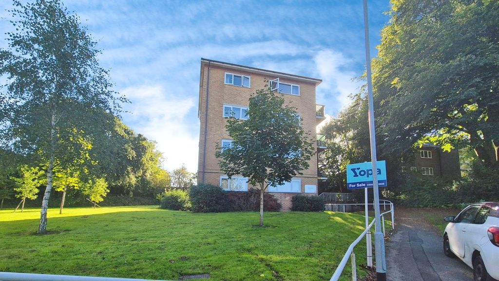 Tulip Grove, Newcastle ST5, 1 bed flat for sale, £80,000 | PrimeLocation