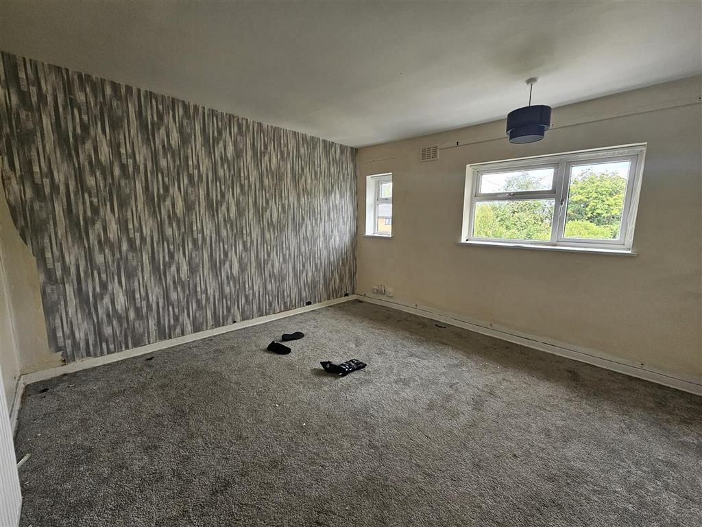 West Avenue, Donnington, Telford TF2, 3 bed terraced house for sale, £ ...