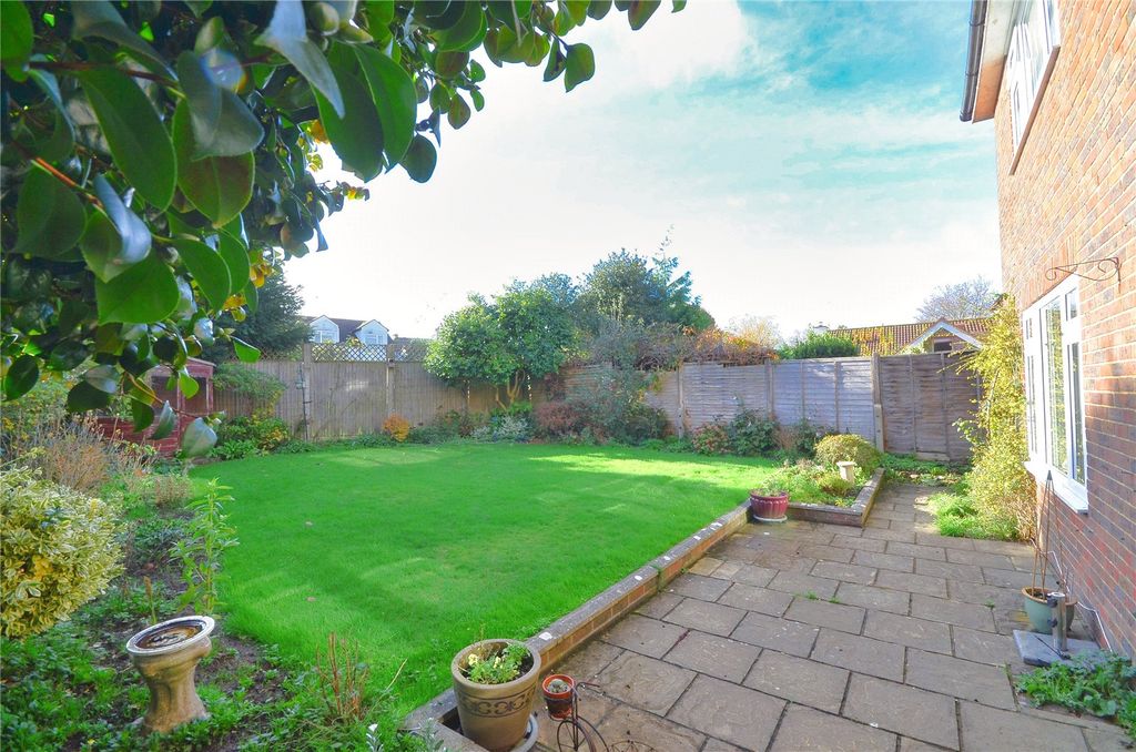 Ashurst Wood, East Grinstead, West Sussex RH19, 4 bed detached house ...