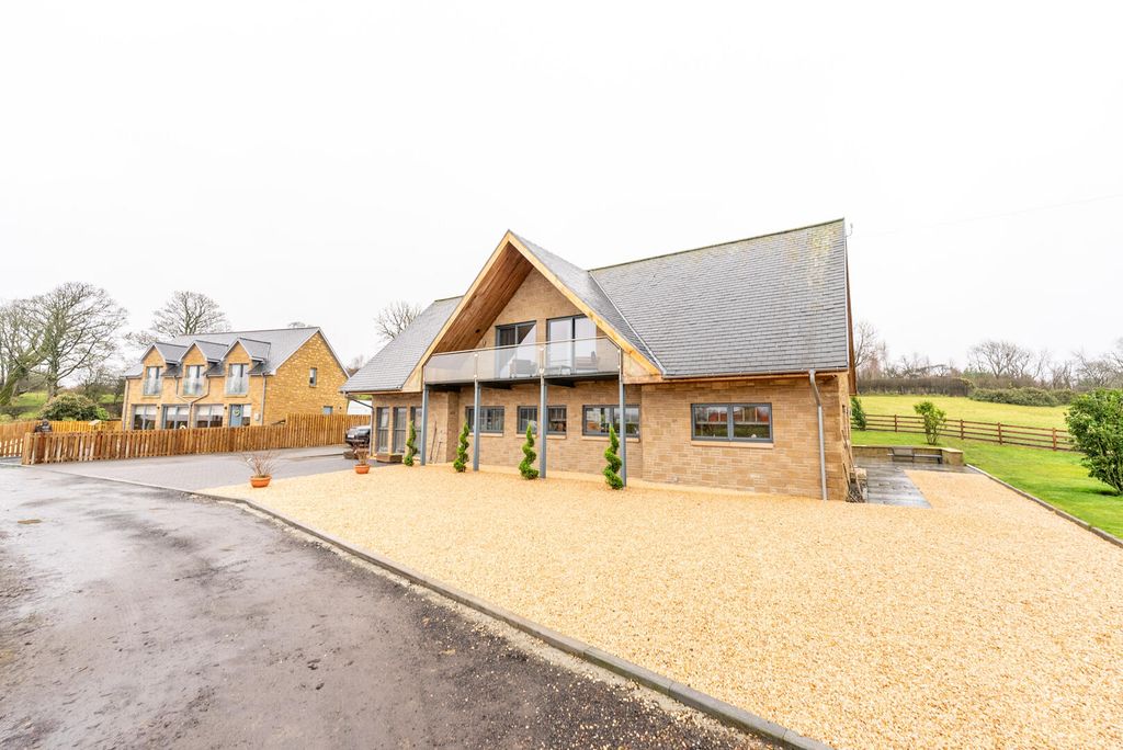 Limekilns, Millcroft Road, Cumbernauld G67, New home, 5 bed detached ...