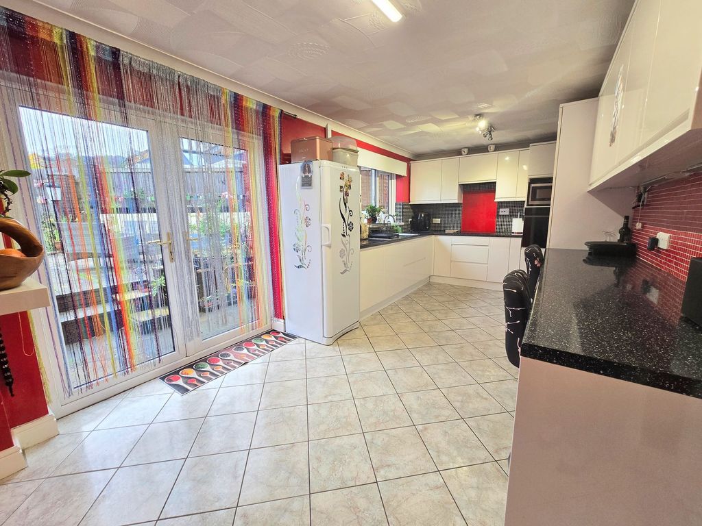 Woodstock Gardens, Pencoed CF35, 5 bed detached house for sale, £ ...